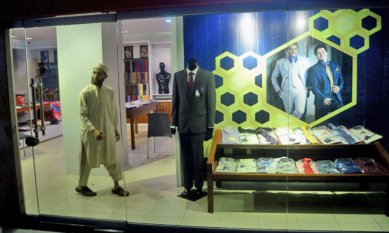 Flagship Indian retailer Raymond opens in Pakistan