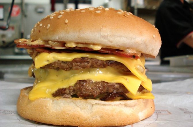 Meat And Cheese ‘As Bad For You As Smoking’