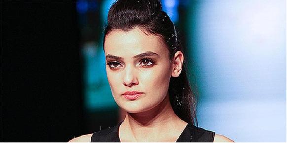 Former Miss Turkey testifies over insulting Erdoğan on Instagram