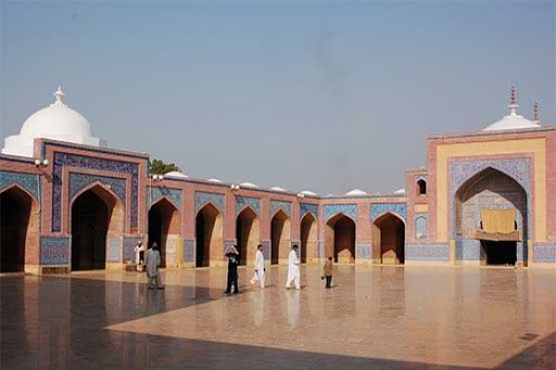 10 iconic mosques in Pakistan